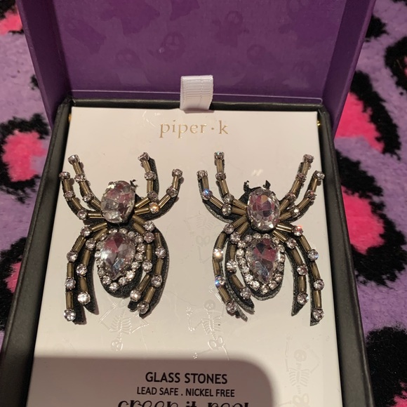 Piper K | Jewelry | Piper K Halloween Spider Glass Stones Earrings Nwt ...